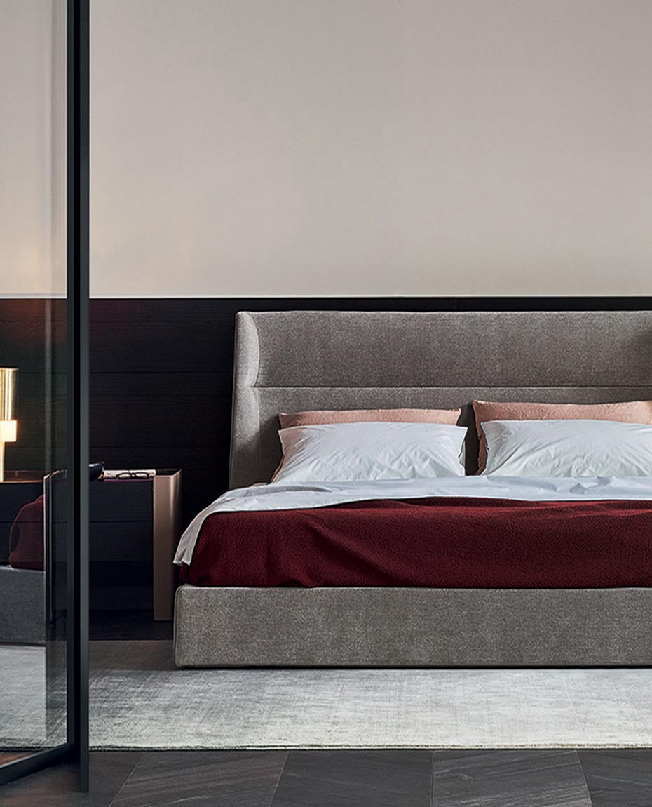 Chloe Bed by Carlo Colombo | Poliform